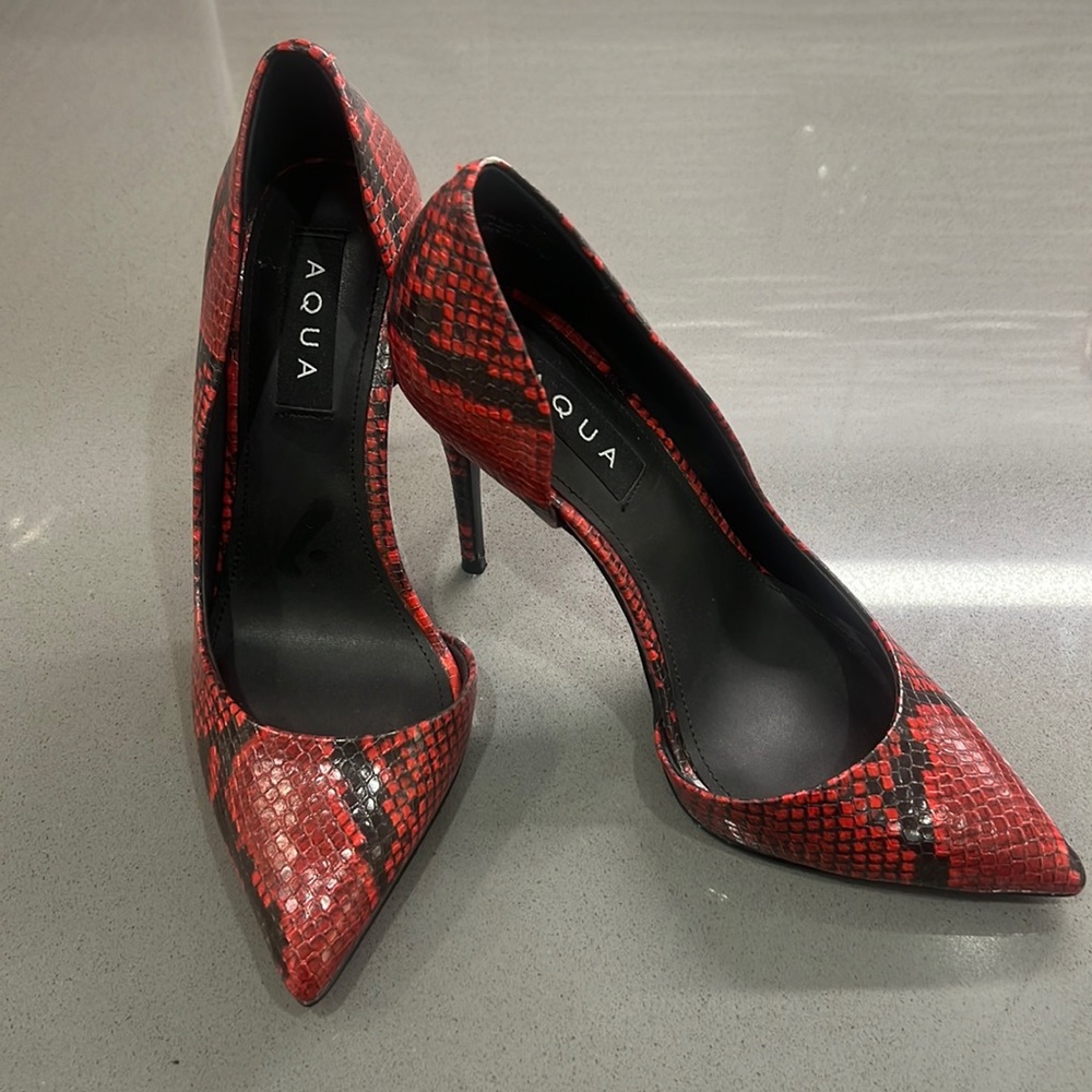 Brand New Aqua Red & Black Snake Print Heels! - Gem
